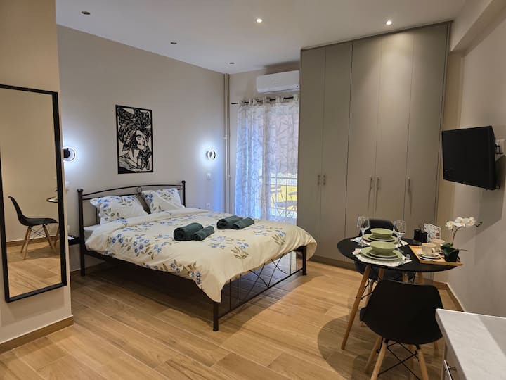 Dream Home Apartment By Metro - Athens