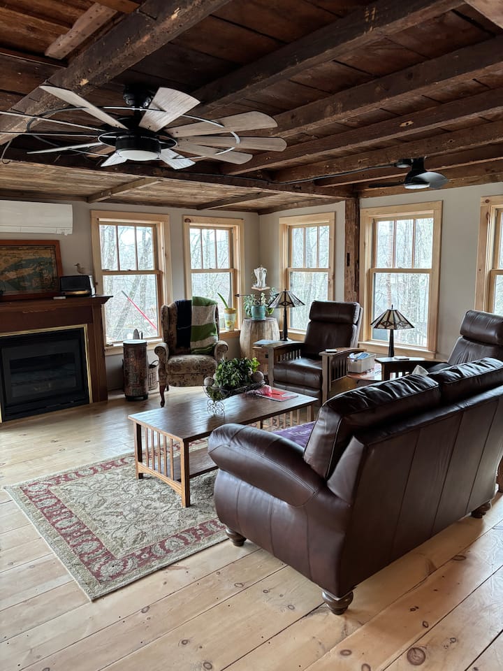 Rustic Elegance At Its Best! - Jamaica, VT