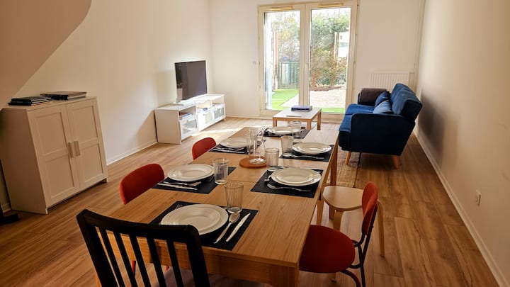 Paul Eluard - Maison Au Calme Parking Centre Tours - Tours