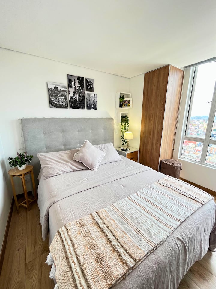 Renteo | Hermoso Loft En Chapinero Con Vistas - Bogota