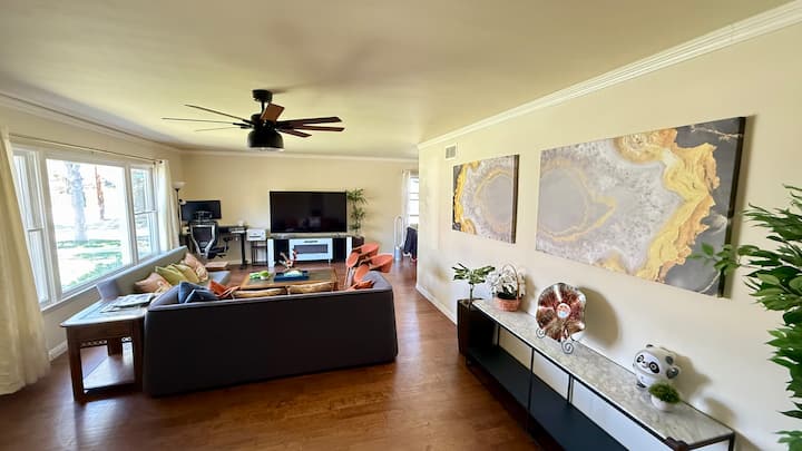 Upgraded Separate Duplex House 3b1b&2b1b - Pasadena, CA