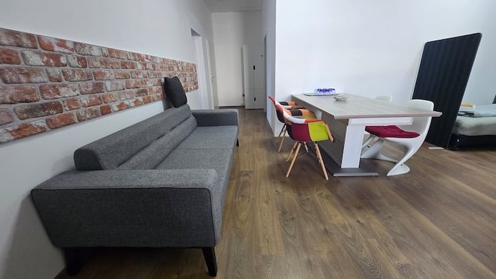 Geräumiges Apartment Für 8 Gäste - Erlangen