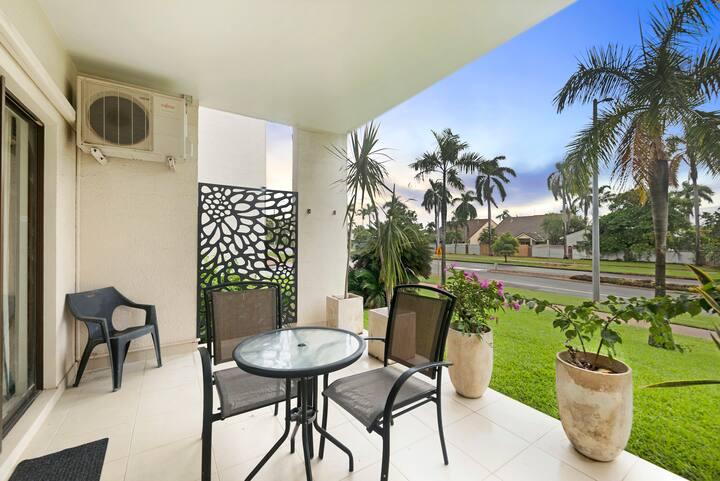 Zen Coastal Hideaway: Modern ~ Hospital ~ Beach - Darwin