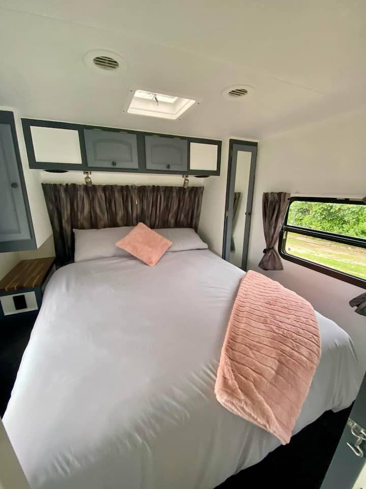 Glamping Setup - Whanganui