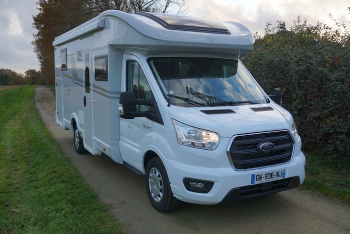 Campingcar Profilé Ford Horon - Les Sables-d'Olonne