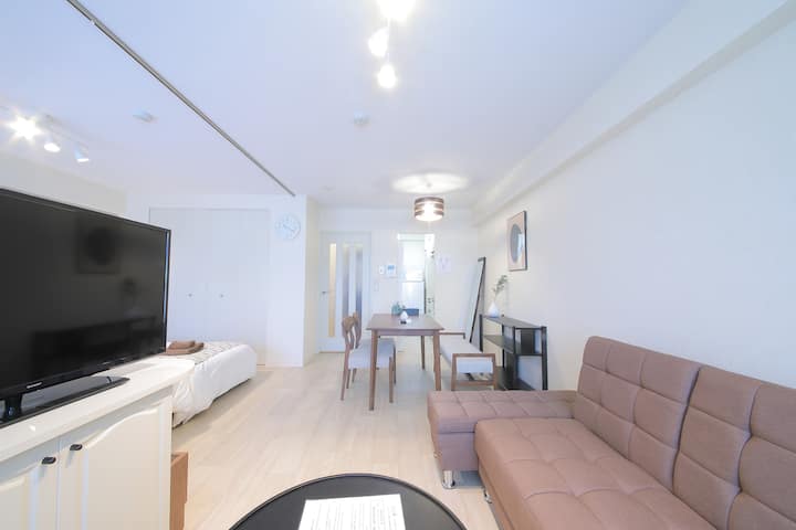 有名ラーメン店が近い｜すすきの・大通公園まで徒歩15分｜インテリア新調｜ Wi - Fi完備｜607 - Sapporo