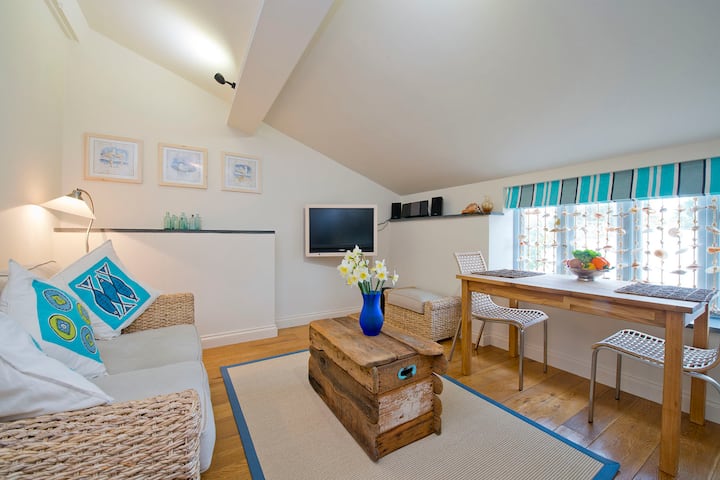 Periwinkle Cottage - Bude