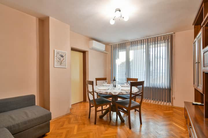 3br Vintage Sea Garden Spirit - Varna