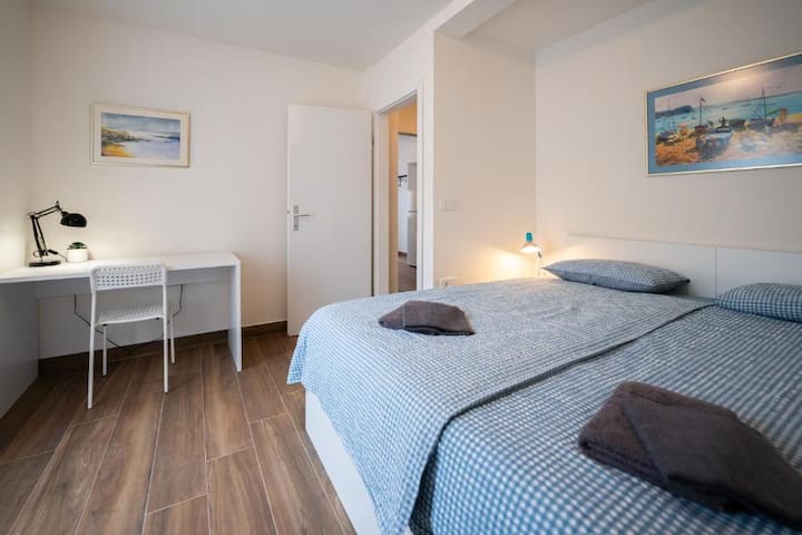 Apartment-maestral (3+2) - Izola