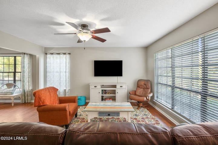 New Listing "Paradise Found" Close To Usmc Pi Grad - Beaufort, SC