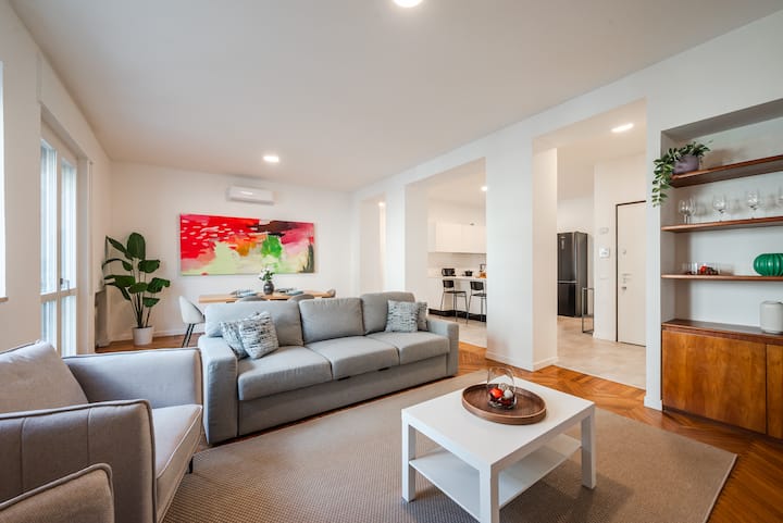 [Sempione] Spacious Apt - A/c -Free Parking - Milão