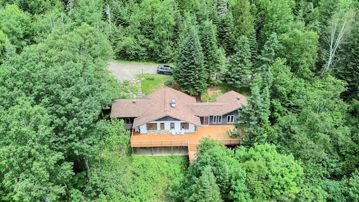 Chalet Près Du Lac, Ski Et Golfs - Sainte-Agathe-des-Monts