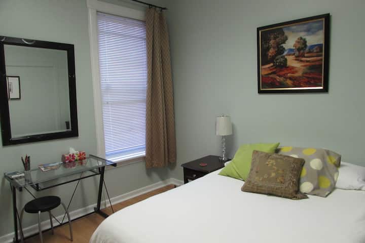 Studio Apartment Downtown - Ottawa