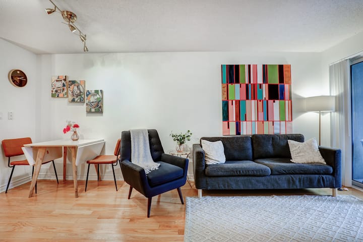 Condo Retreat In The City - Toronto