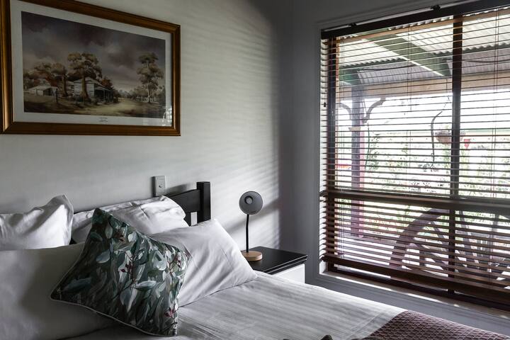 Country Charm - Wi-fi, Dining+ - Beaudesert
