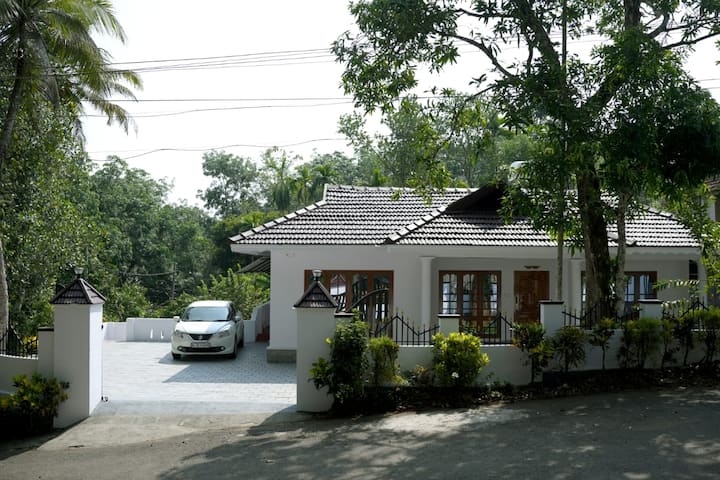 Beautiful 3bhk Home In Pala - Pala