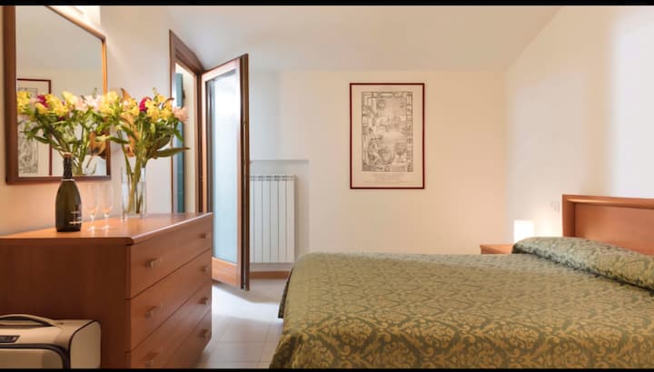 Vivaldi"  Lovely View 50 Meters Piazza S. Marco - Lido di Venezia