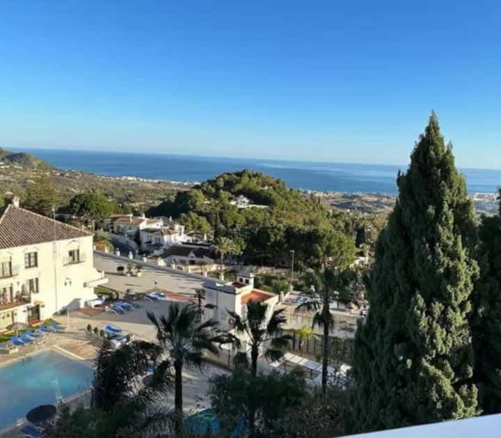 Townhouse: Take Your Breath Away - Mijas