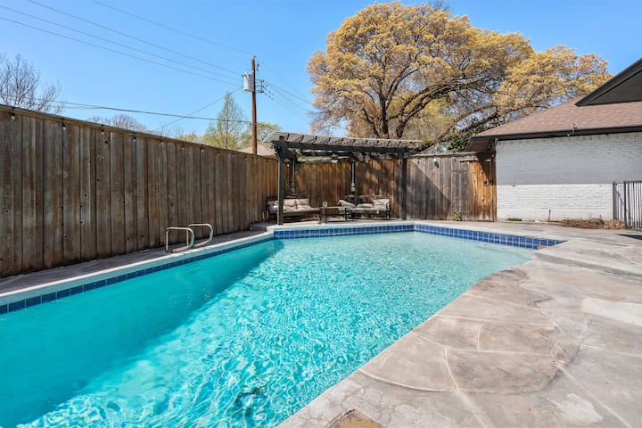 Pool & Patio Near Galleria, 30 Min To At&t Stadium - Dallas, TX