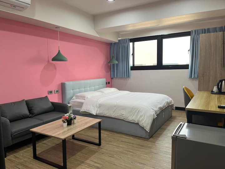 公園路171號/電梯大樓套房出租/市中心/近火車站/近成功大學/近百貨公司/近美食街 - Taiwan