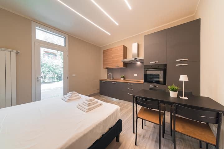 Suite Due Torri - Bologna Station, Center, Fiera - Bologna