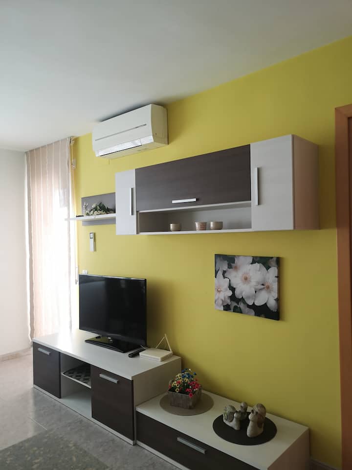 Bonito Apartamento A 5 Min Playa - Miami Platja