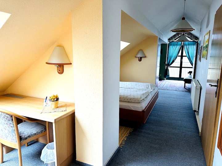 Dachgeschosswohnung Mit Ausblick - Erfurt
