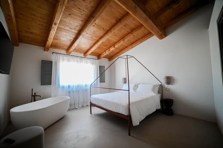 Masseria Casina Fiocca
Suite Vanze - Melendugno