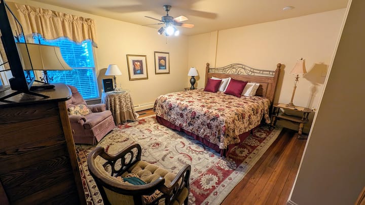Room #6 - Wells, ME