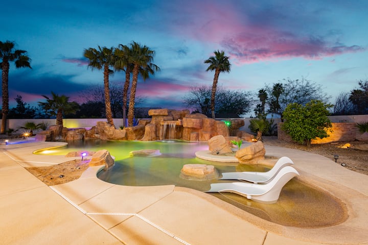 Luxury 6br/4ba Resort-style Pool - Las Vegas, NV