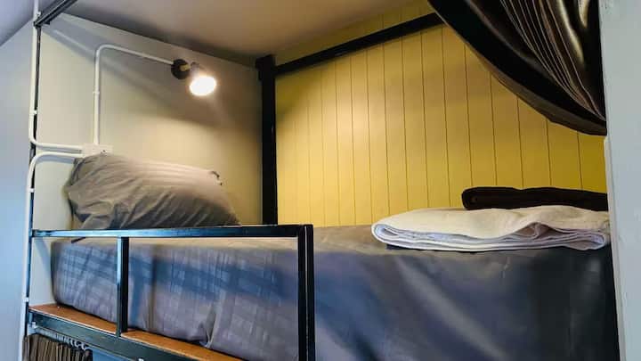 Baan Suan Hostel Official: Near Pier, Beach & Dive - Ko Tao