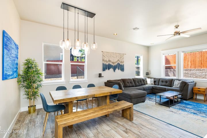 Sterling Stunner! Snowbowl/hot Tub/games - Flagstaff, AZ