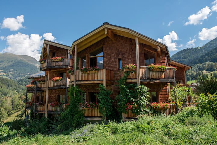 Berglandhof Hotel Und Bnb Ernen Suite 1 - Lax