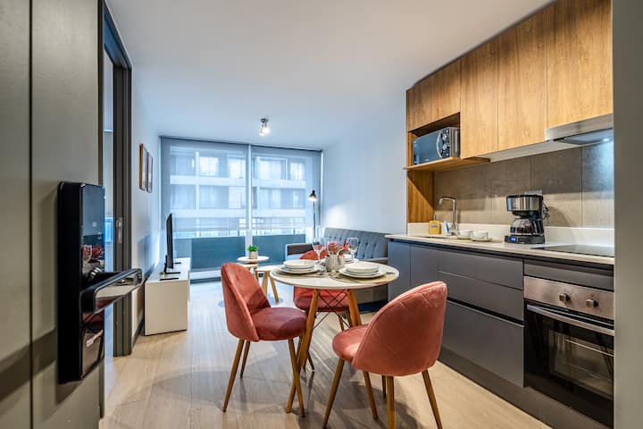 Departamento Completo En Santiago Centro En Piso 8 - Santiago