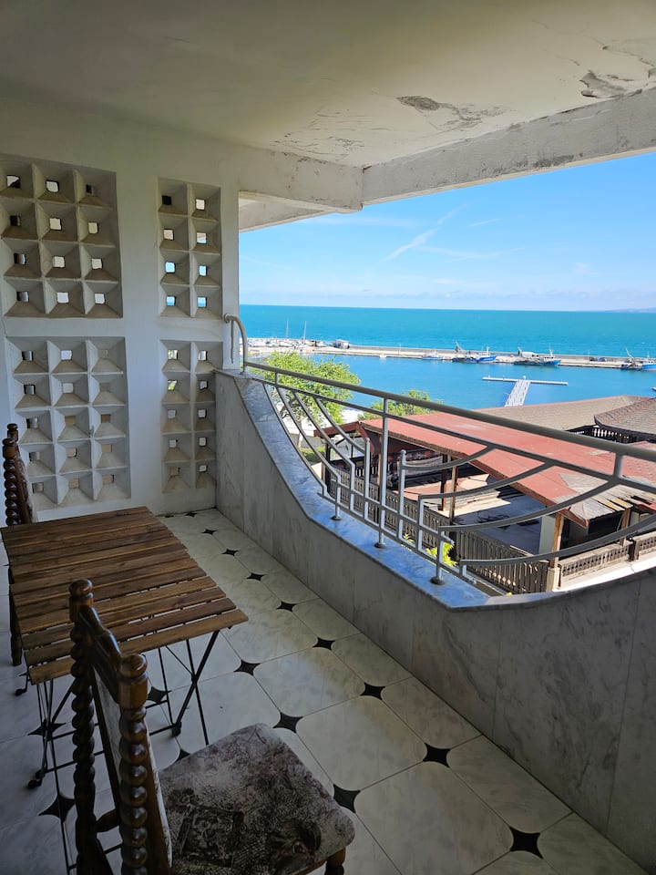 Lazur Seaview Apartament - Pomorie