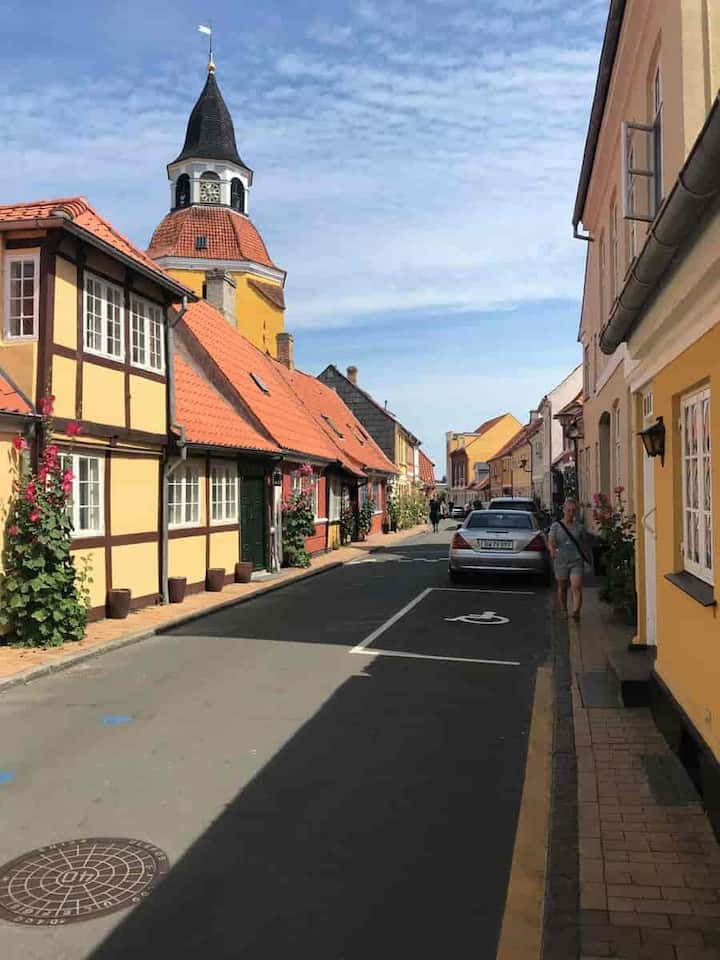 Historisk Byhus Midt I Faaborg - Danemark