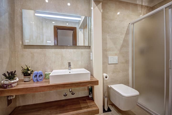 Milanrentals Srl - Lecco - Milan