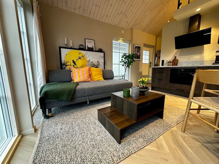 Nybyggd Gäststuga Med 300 M Till Badplats - Vimmerby