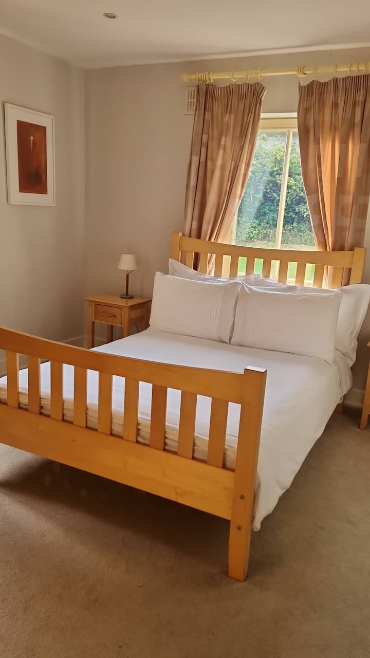 Elegant Woodland Residence - Kenmare