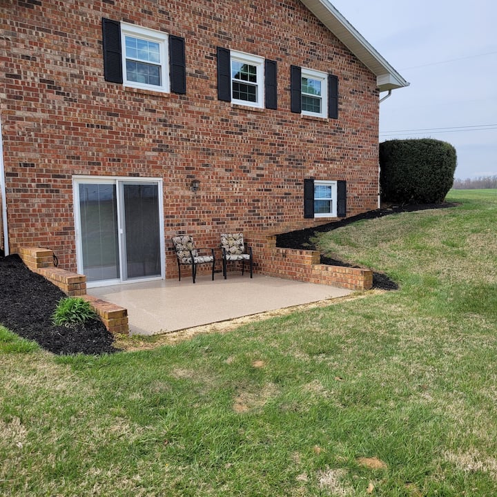 Bigwood Bungalow - Brights Zoo, Limestone