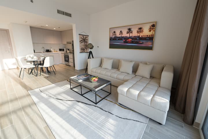 1bdr F1 Yas Island | Stunning Views On The Circuit - Abu Dhabi Airport (AUH)