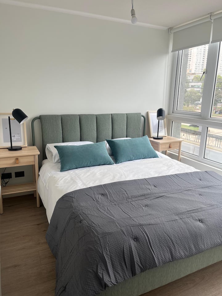 Increíble Depto.  Comodo Con A/c, A Pasos De Metro - Santiago, Chile