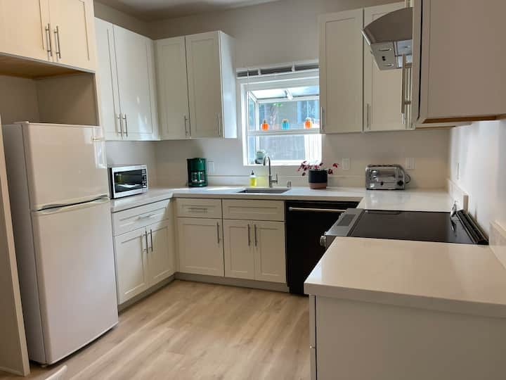 Perfect Little House In Vallejo! - Vallejo, CA