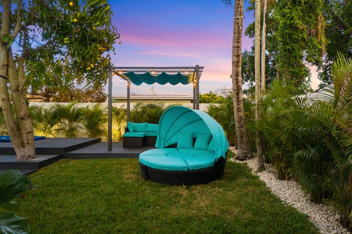 Double King Modern Villa. Hot Tub/bar. - Miami, FL