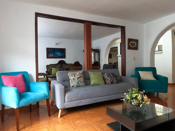 Central Y Enorme Casa Ideal Para Grupos Y Eventos - San Rafael