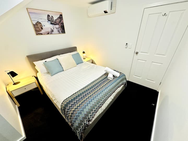 Fabulous 2br House, Aircon, Parking & Garden - Saint Marys, Australia