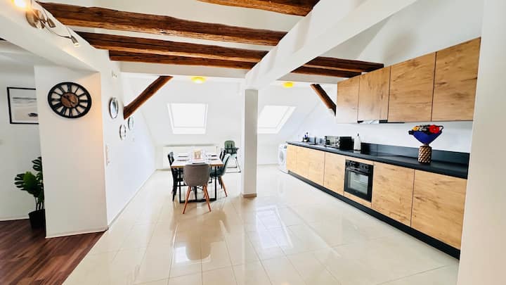 Stylisches Appartement Mit Weitblick - Pforzheim