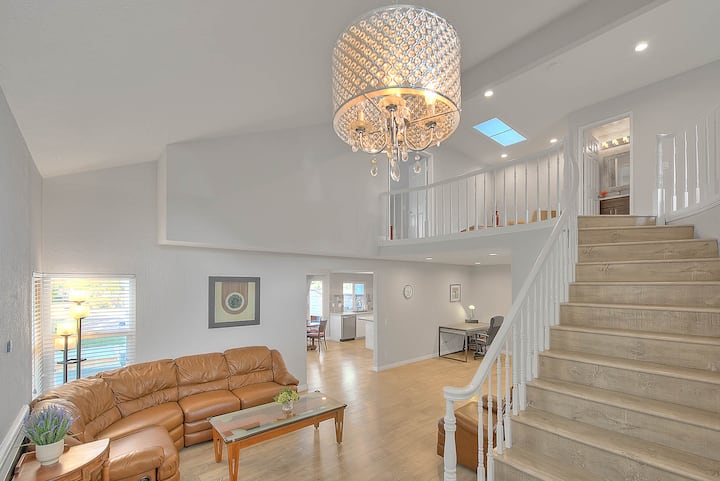 Charming Retreat In Diamond Bar - Diamond Bar, CA