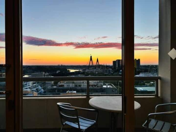 Spacious 2bd Apt In Pyrmont – Perfect For Stay - Sydney central station