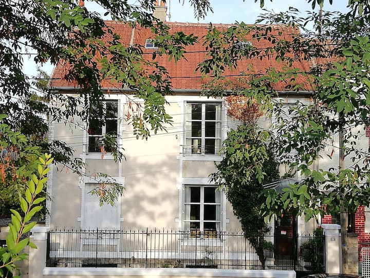 Dans Maison Ancienne Centre, 40 M2, Indépendants - Gouvieux